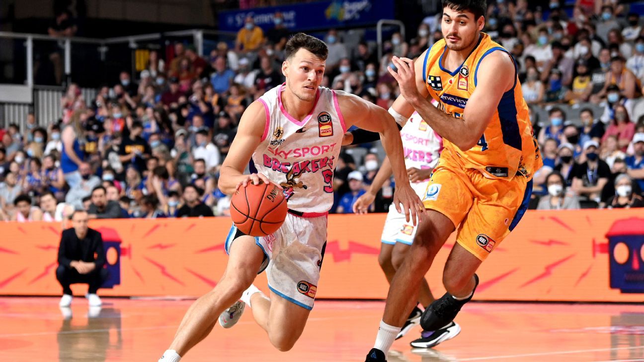 Wetzell powers New Zealand Breakers to first NBL win - ESPN