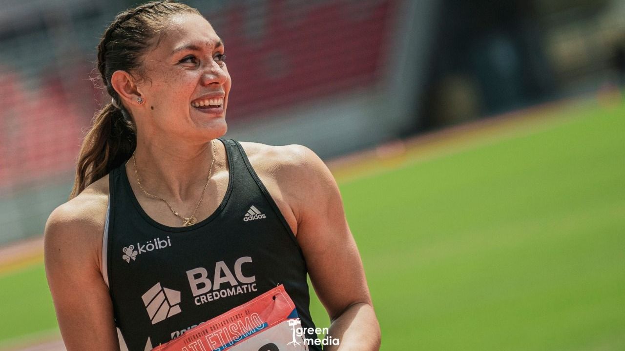 Andrea Vargas impone record nacional en primera competencia de 2022 - ESPN