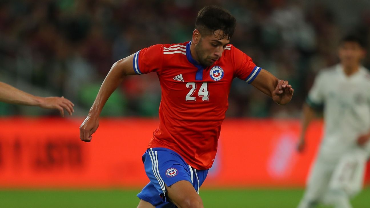 Iván Morales estaría por dejar Colo Colo por Cruz Azul - ESPN