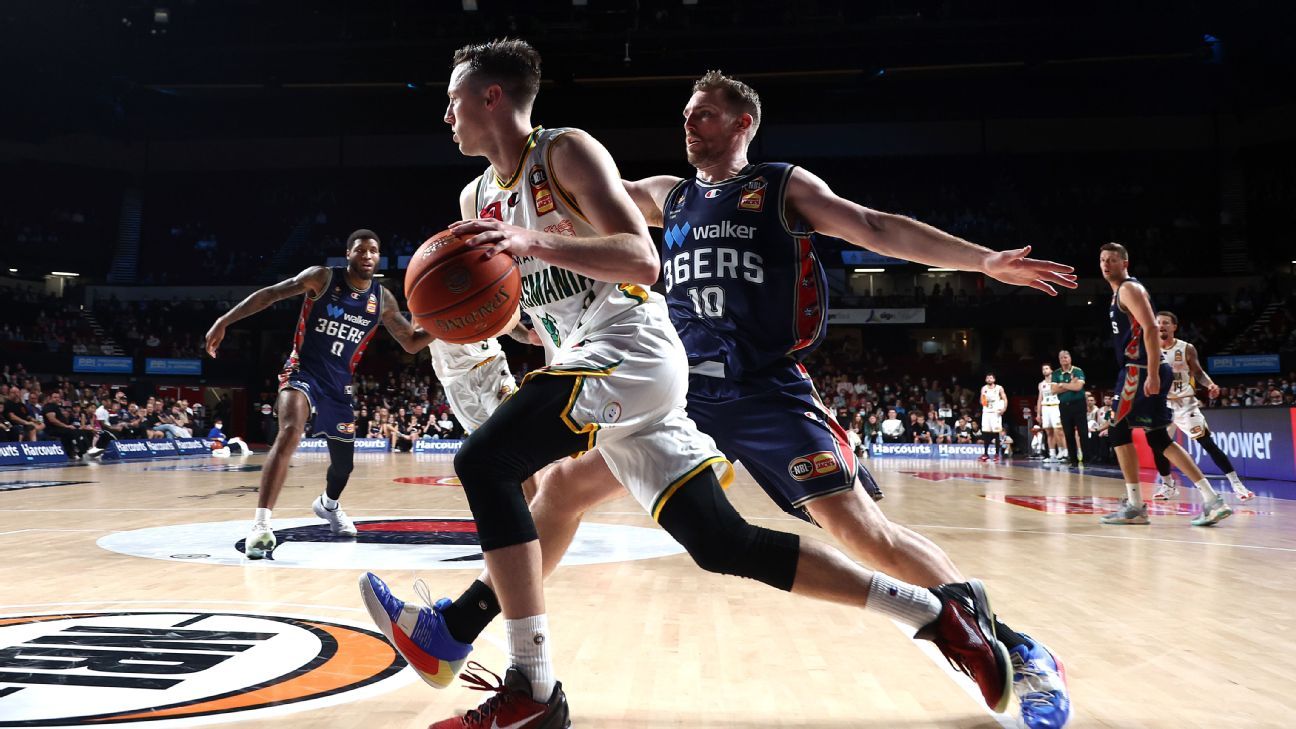 NBL Tasmania JackJumpers defeat Adelaide 36ers to stay in finals hunt ...