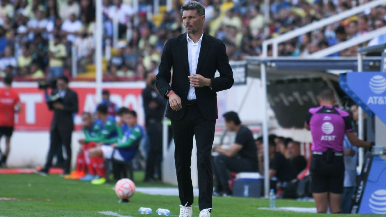 A Fernando Ortiz le emocionó más el llanto de Jonathan Dos Santos, que ...