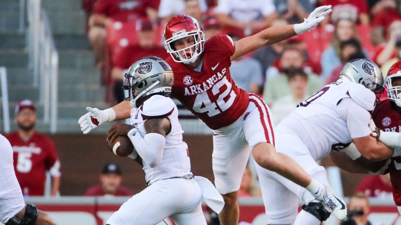 Why college football's top inside linebacker left Alabama for Arkansas ...