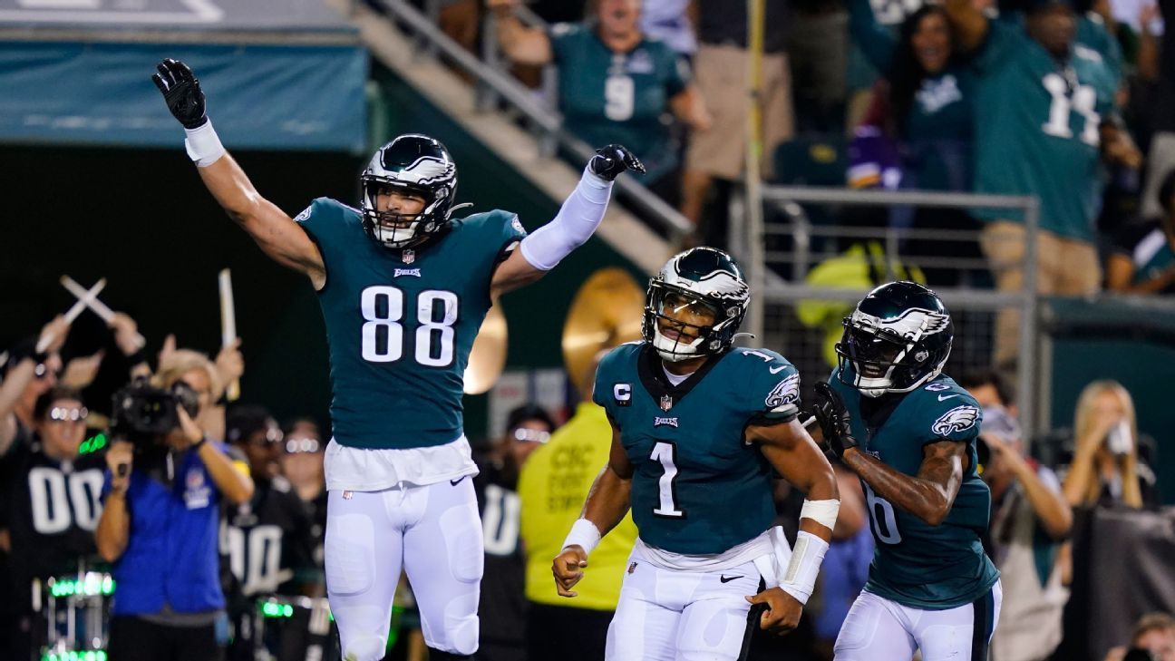 ¿Terminarán los Eagles invictos la temporada regular? Plan de Juego con ...