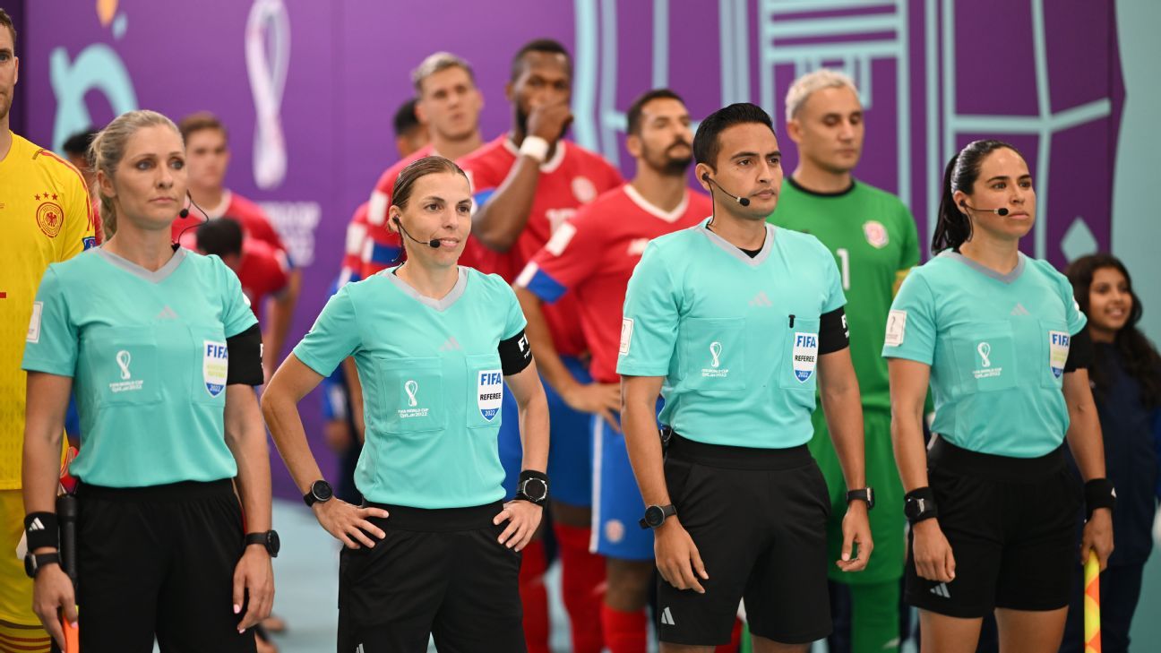 Com brasileira, trio de árbitras entra para a história da Copa do Mundo ...