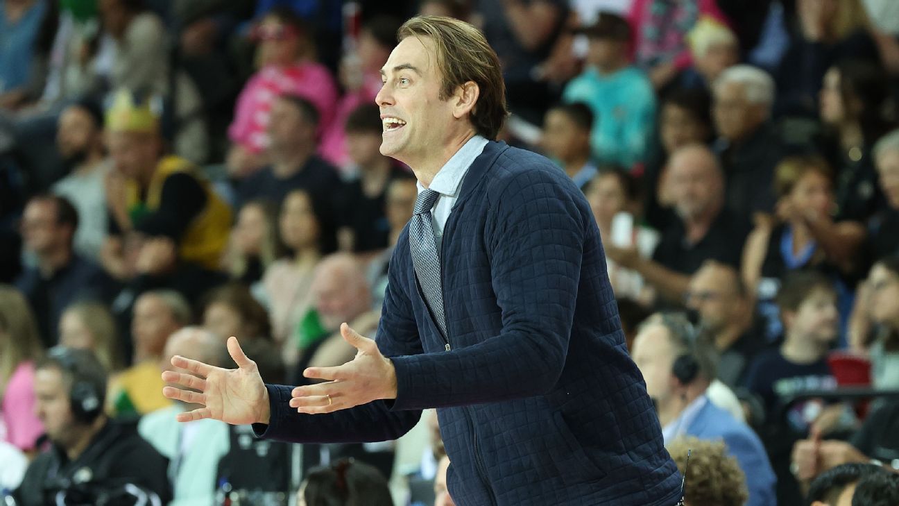 NBL Sydney Kings coach Chase Buford hits out at physical New Zealand ...