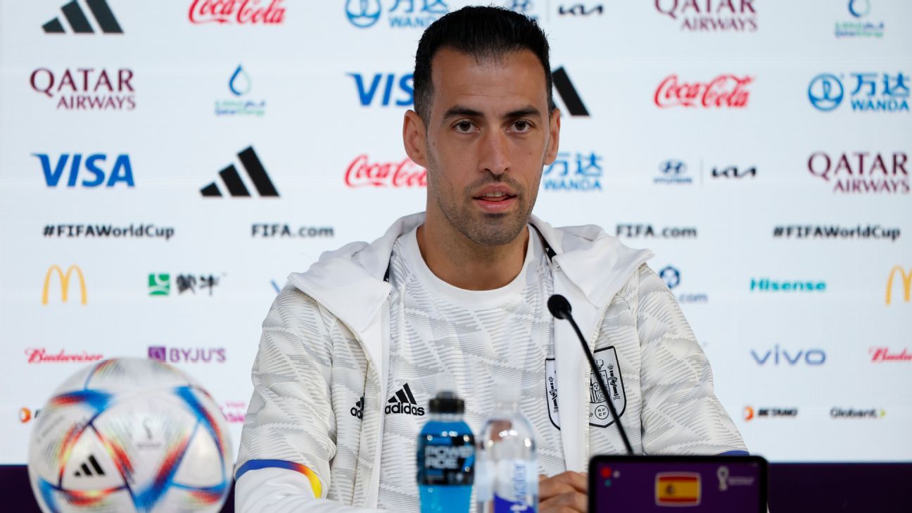 Busquets pone punto y final a su trayectoria con la selección española ...