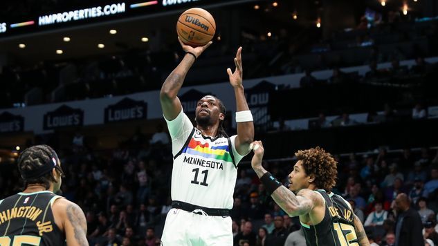 Wolves' Naz Reid on returning: 'Didn't want to go anywhere else' - ESPN