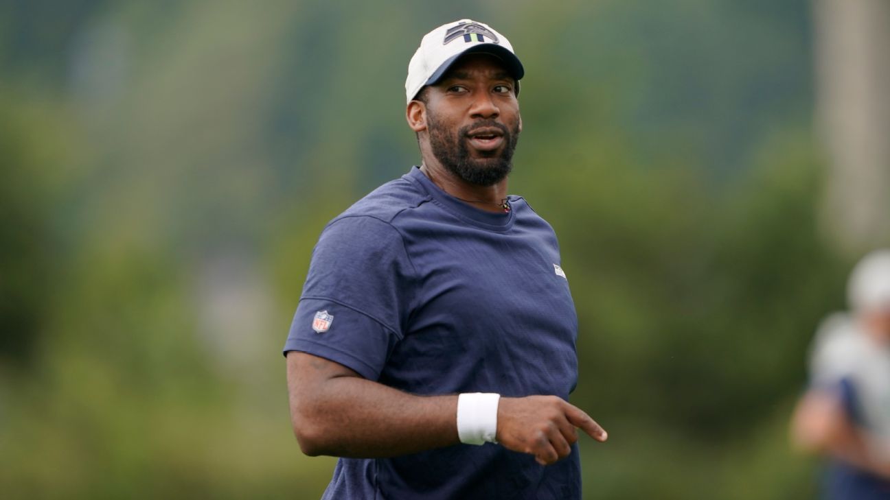Pittsburgh Steelers contratan a Aaron Curry para dirigir linebackers ...