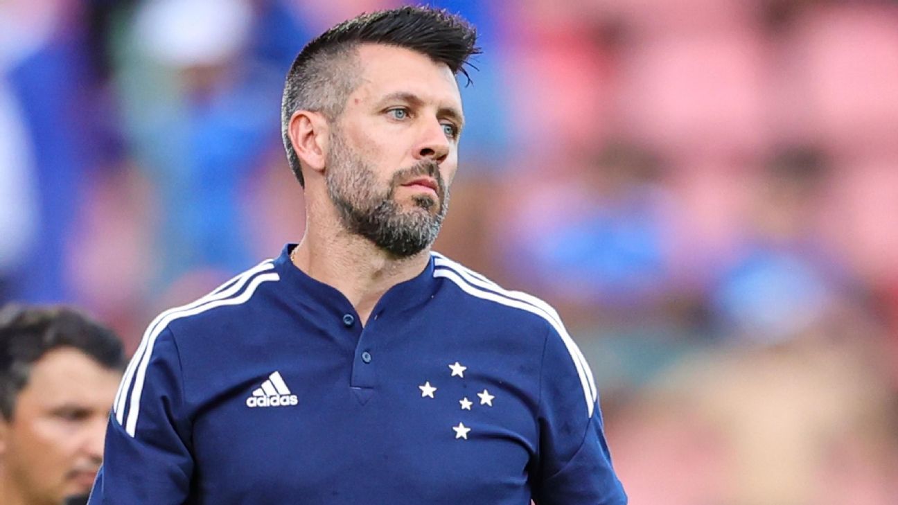 Mario Marra: o motivo que fez Cruzeiro aceitar saída de Pezzolano mesmo ...