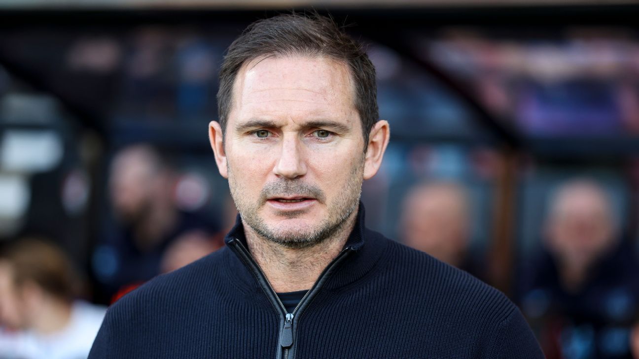 Chelsea negocia retorno de Lampard para comandar o time até o fim da ...