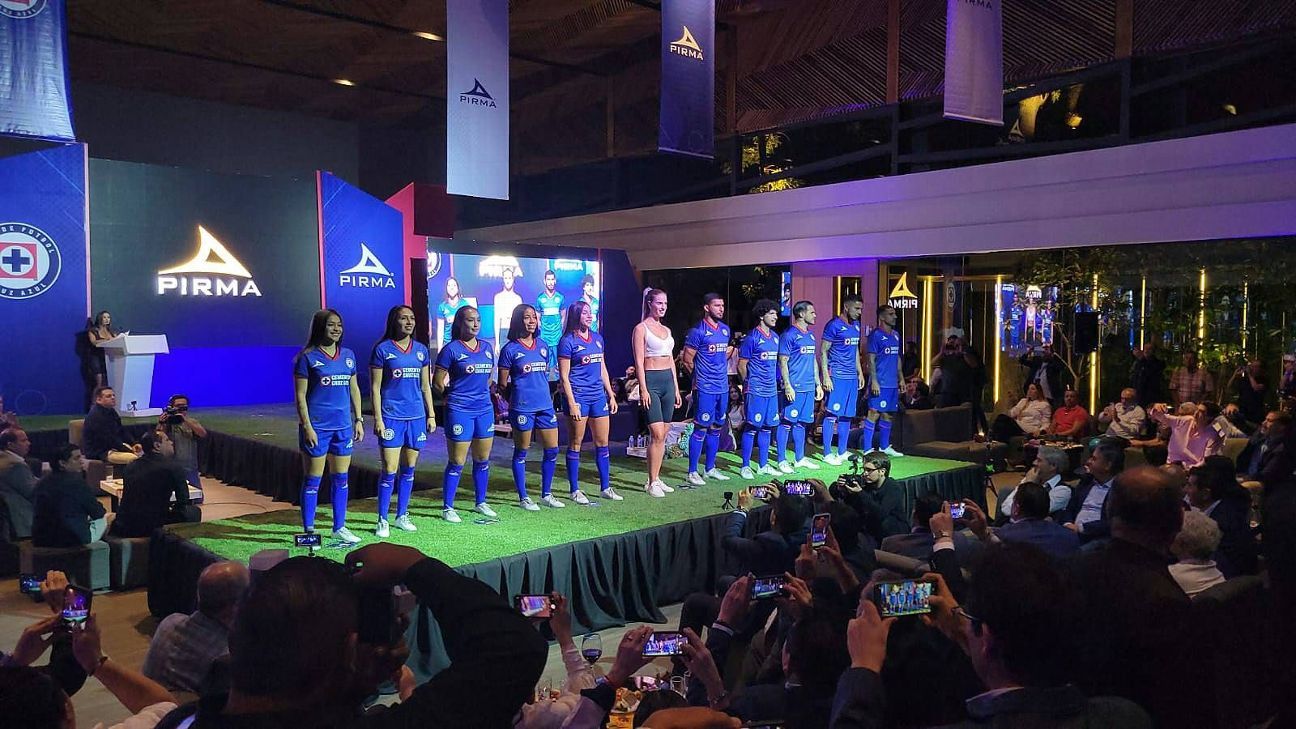 Cruz Azul presentó nuevo uniforme para temporada - ESPN