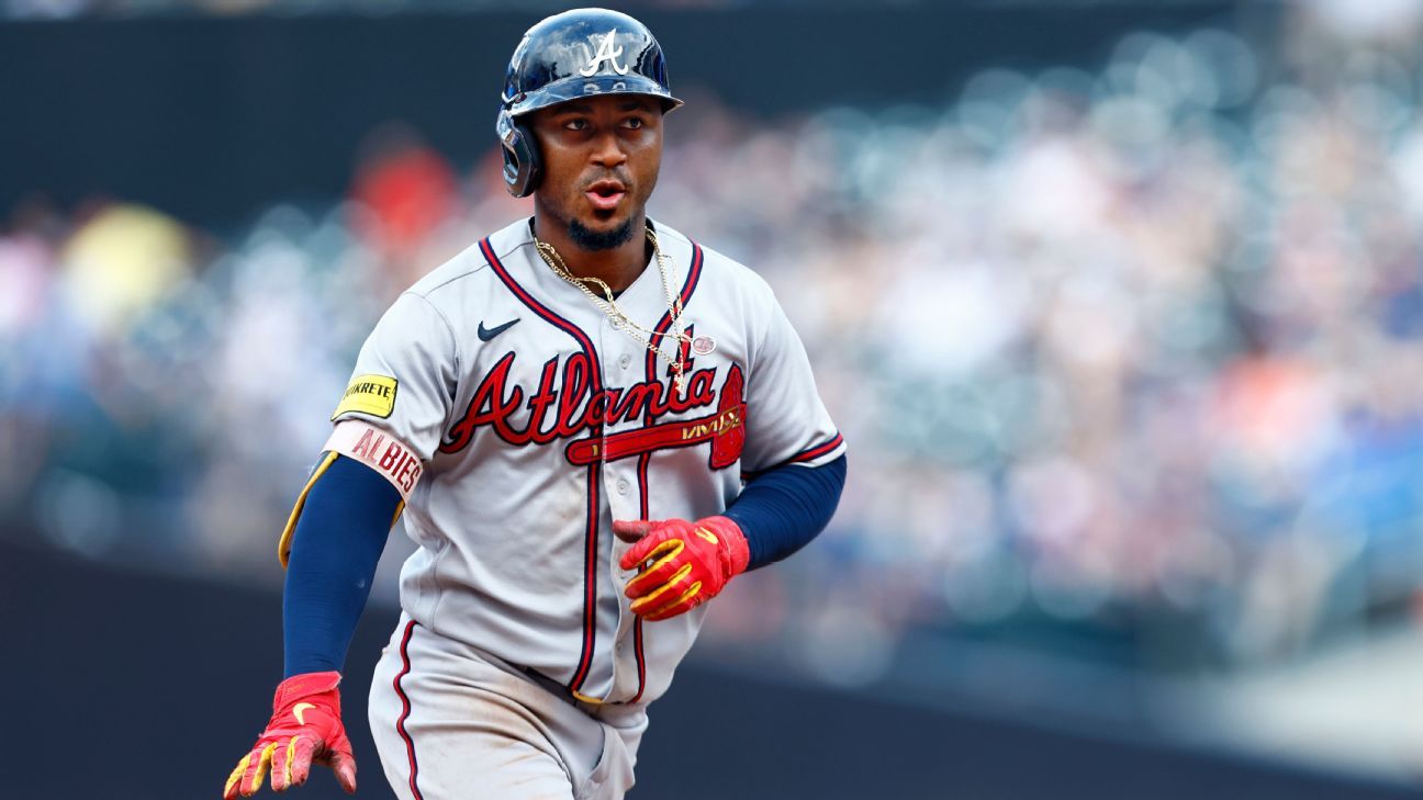 Ozzie Albies se pierde su primer juego como titular en 2023 por una ...
