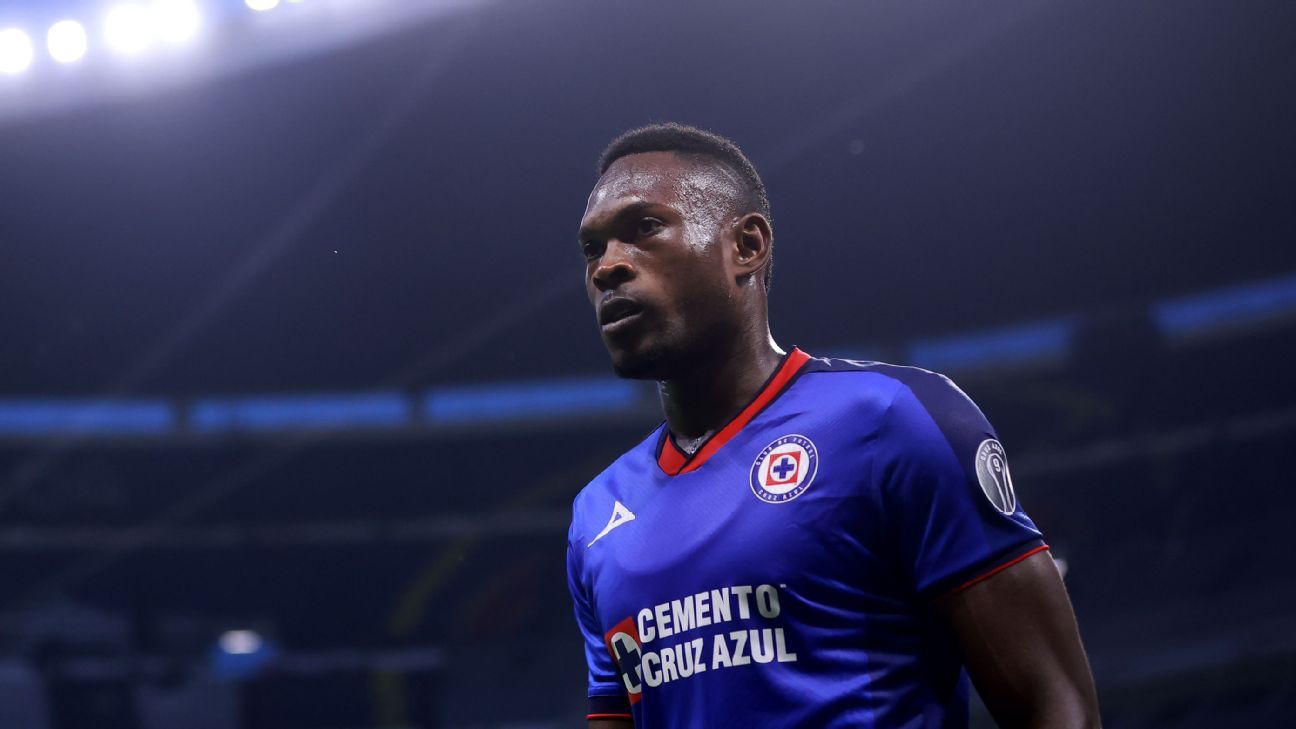 Cruz Azul y cómo Cambindo es la única opción de centro delantero - ESPN