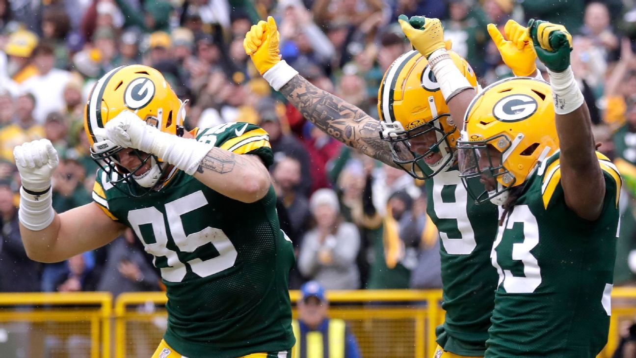 Christian Watson's deep catch boosts Packers' struggling offense - ESPN