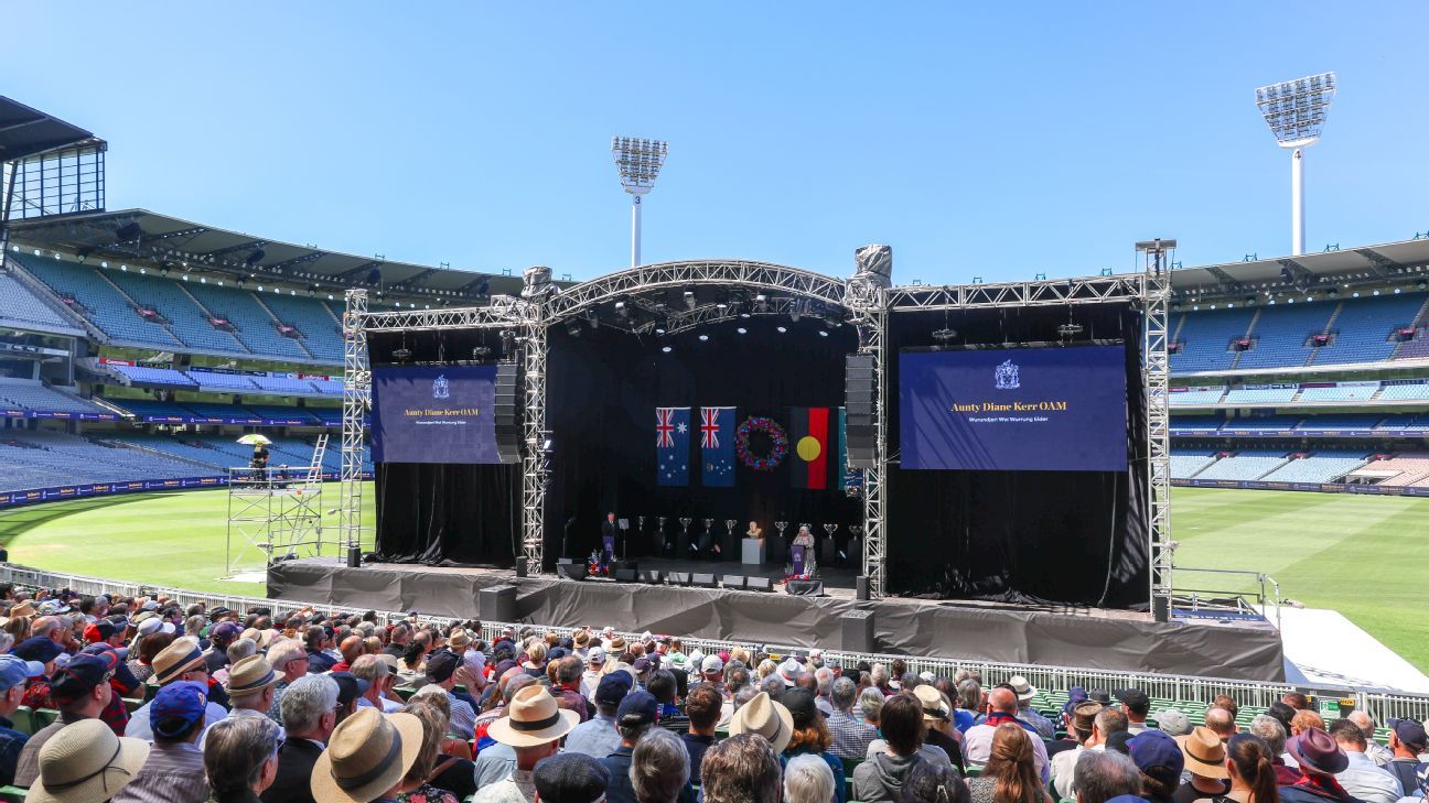 AFL legend Ron Barassi farewelled at MCG - ESPN