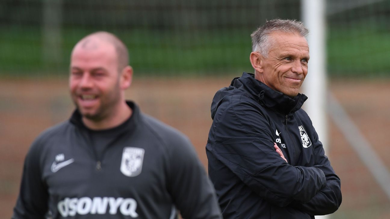 Edward Sturing tot winterstop trainer Vitesse - ESPN