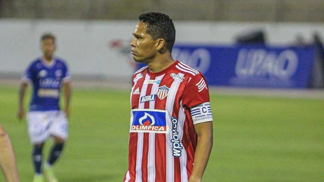 La emotiva dedicatoria de Carlos Bacca a su madre tras la décima de ...