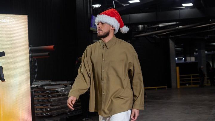 Devin Booker, Luka Doncic nằm trong số những gương mặt xuất sắc nhất ...