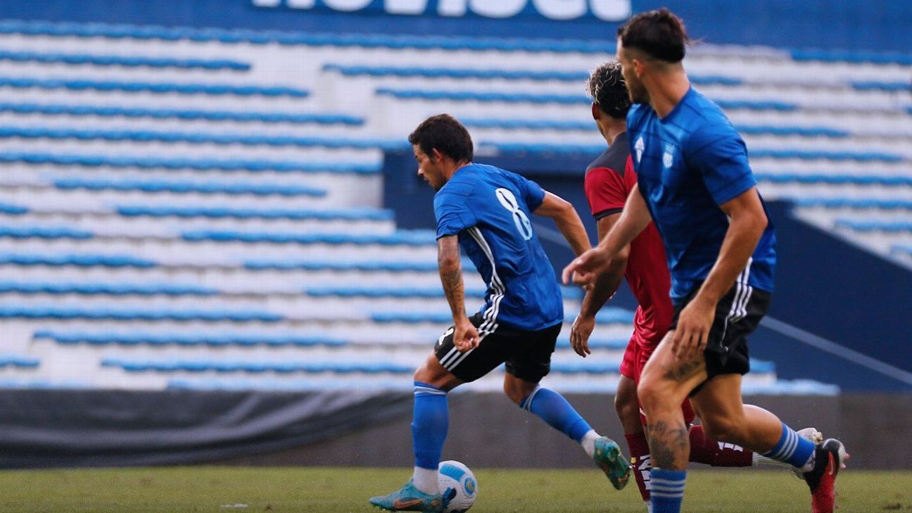 Marcelo Meli y Facundo Castelli, contentos en su primer partido con ...