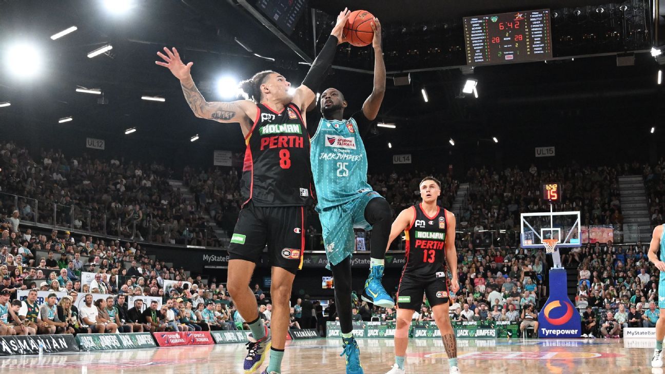NBL Tasmania's Magnay monsters Cotton-free Perth in pre-finals flex - ESPN