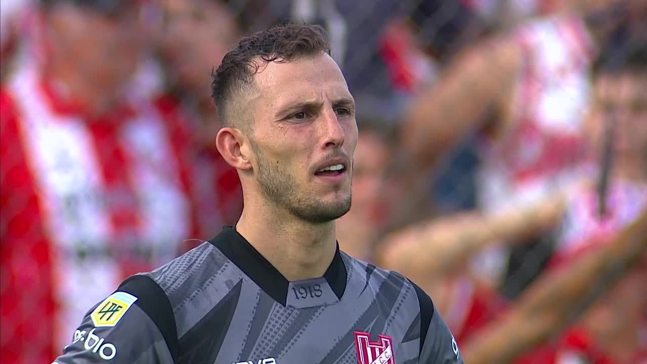 Roffo cometió el blooper de la fecha y el Rojo se puso arriba ante ...