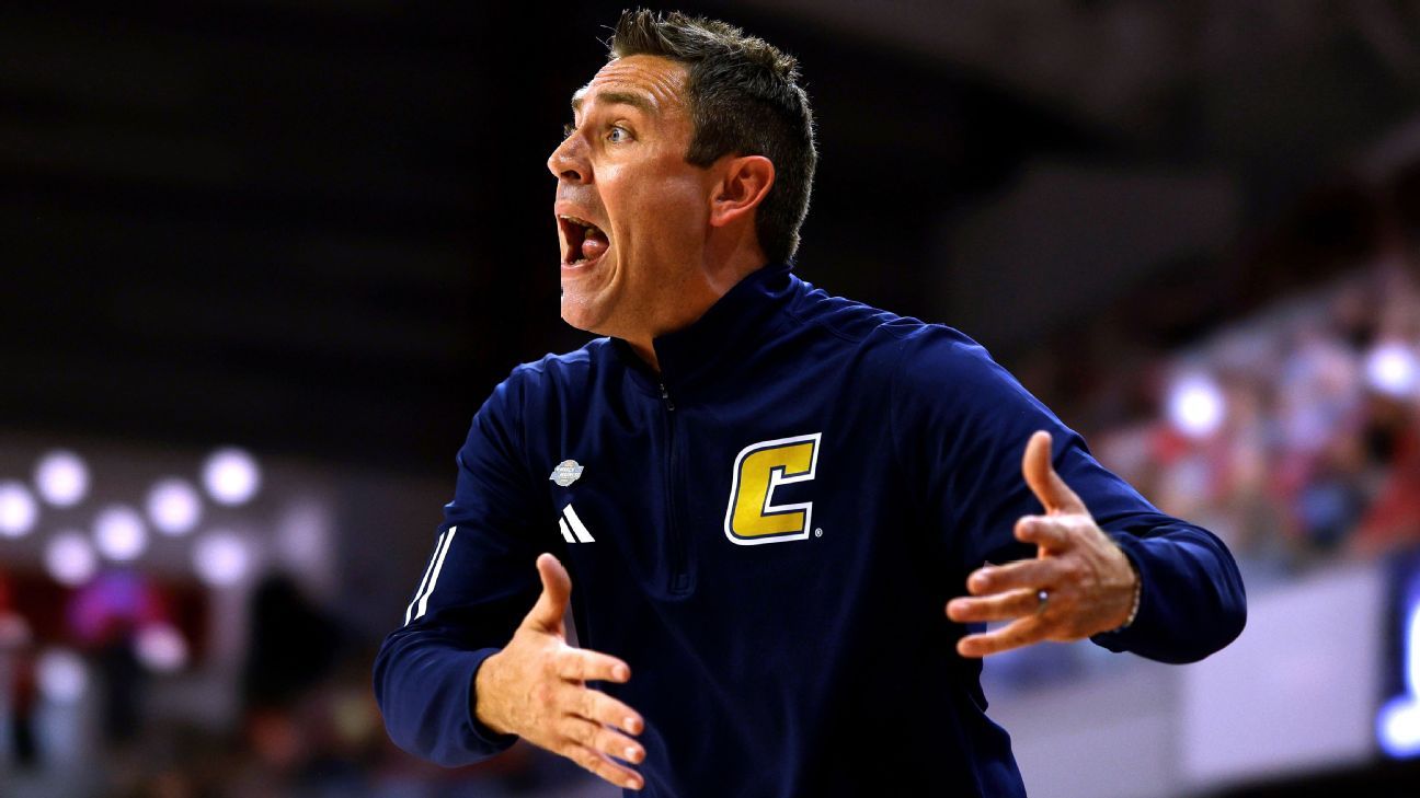 Clemson hires Chattanooga's Shawn Poppie as new head coach - ESPN