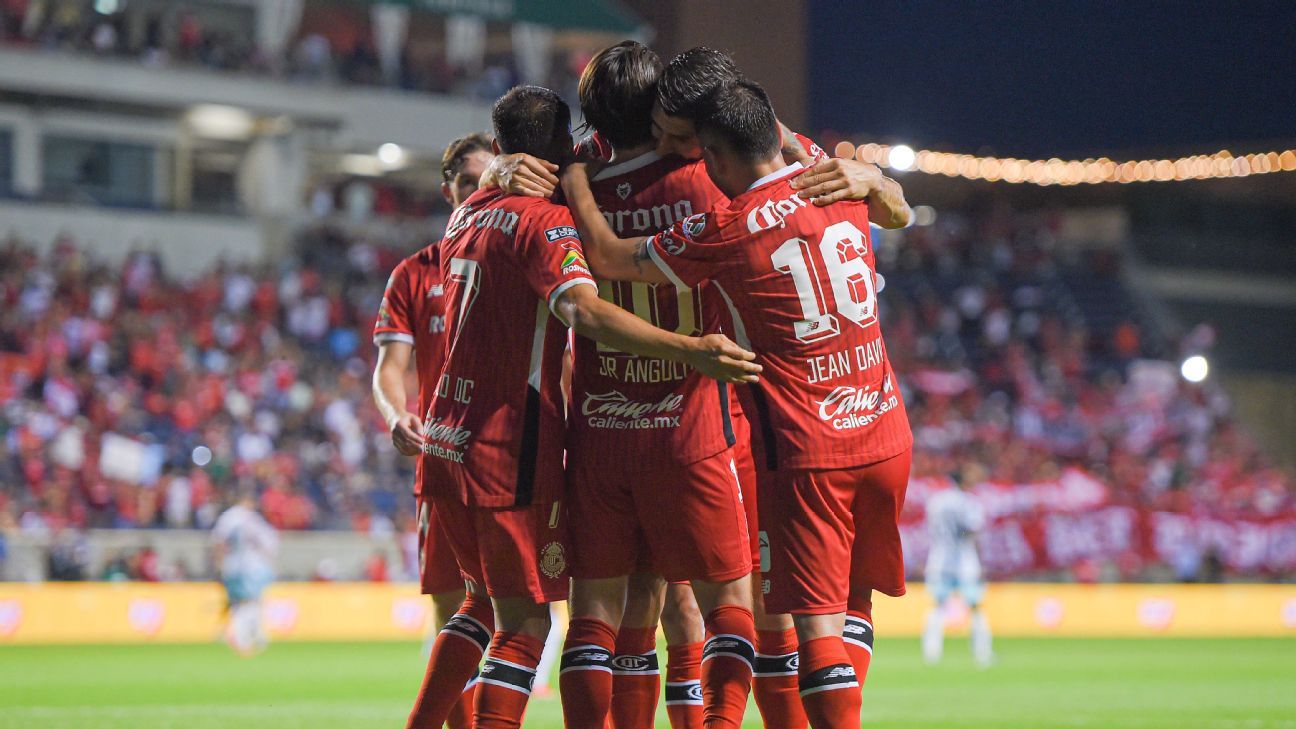 Toluca debuta con remontada y doblete de Marcel Ruiz - ESPN