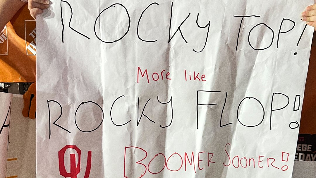 Best signs from 'College GameDay' at Tennessee-Oklahoma - ESPN