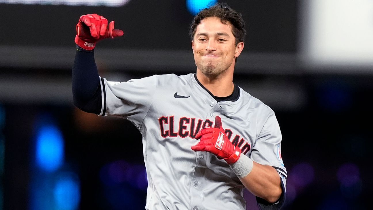 Guardians reemplaza a Tyler Freeman con Ángel Martínez - ESPN