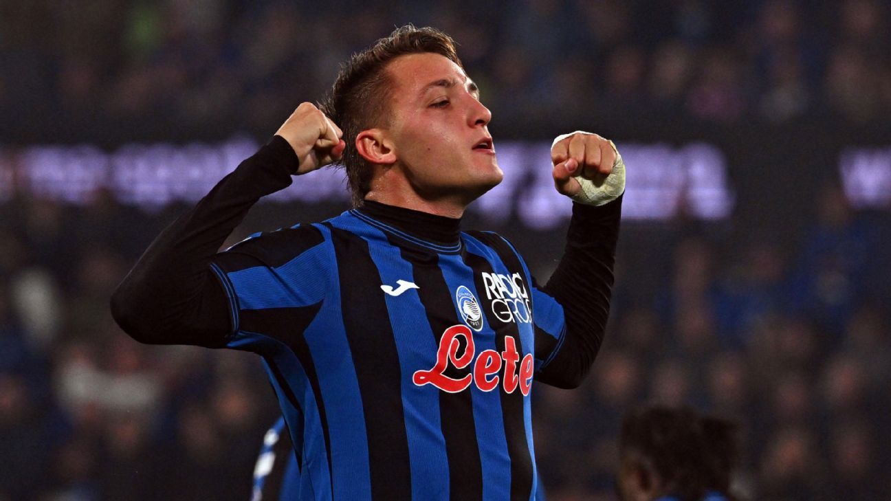 Mateo Retegui marcó un doblete en la goleada del Atalanta sobre Hellas Verona - ESPN