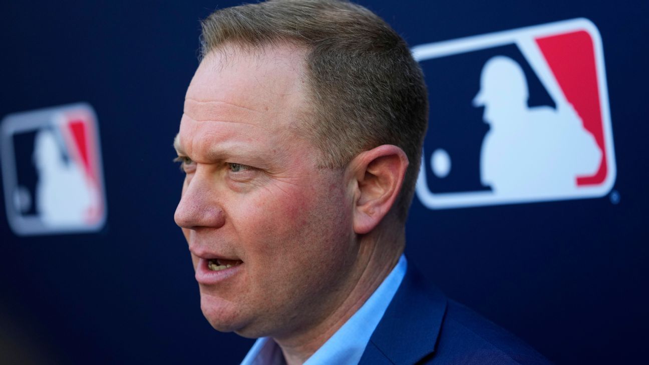 Brewers president Matt Arnold selected as MLB executive of the year - ESPN