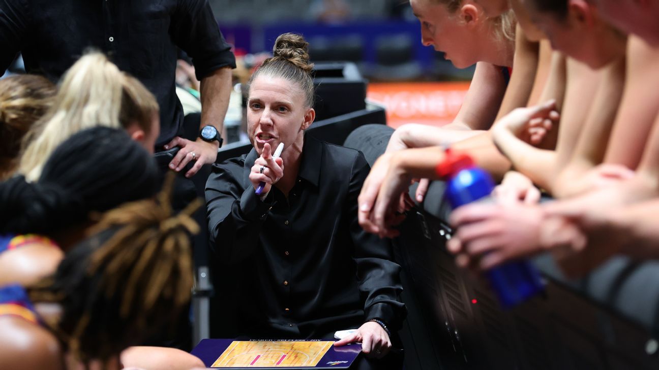 WNBL's Adelaide Lightning, coach Nat Hurst agree to part ways - ESPN