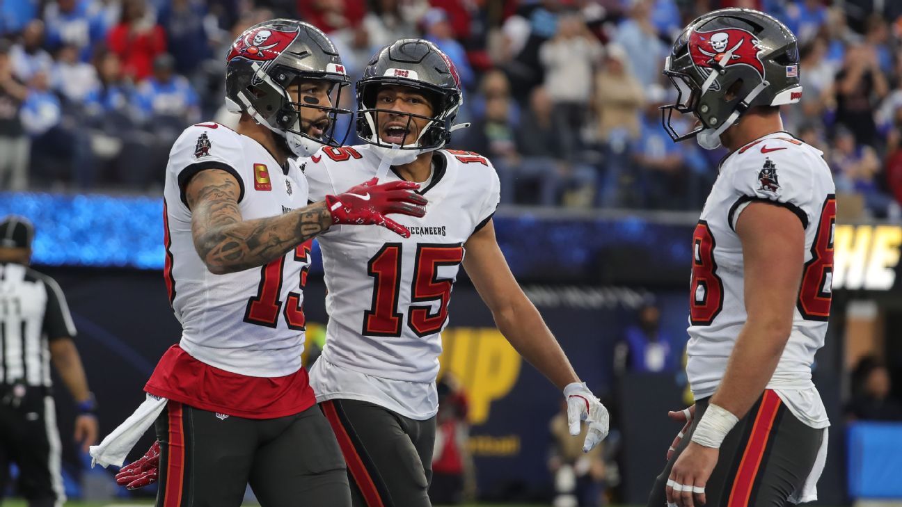 Week 16 NFL picks - Betting props, picks, teasers and parlays - ESPN