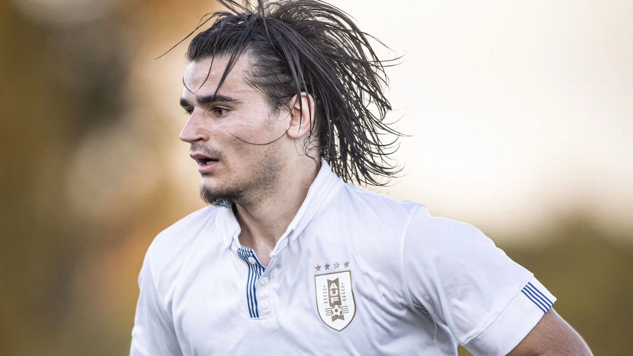 Bruno Calcagno: "Es impresionante llevar este escudo, estoy orgulloso de representar a Uruguay ...