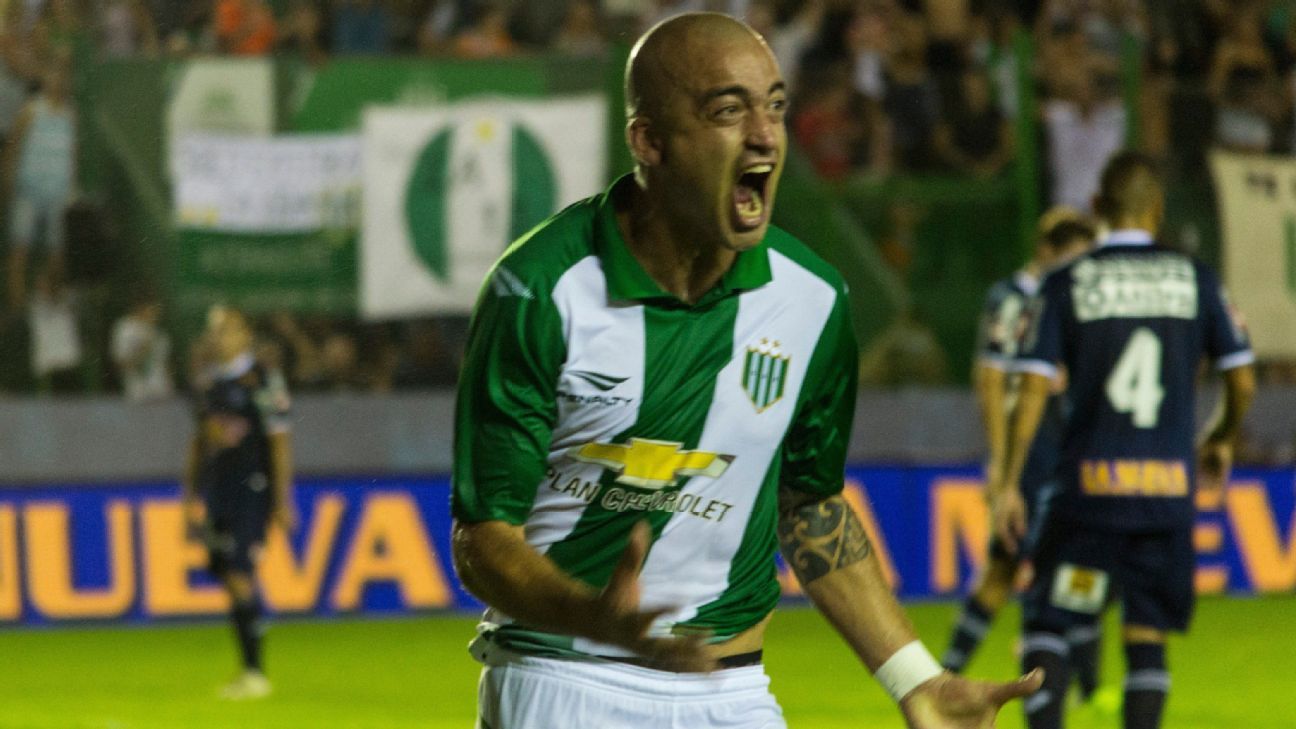 ¿Vuelve al Taladro? El Tanque Silva y su posible regreso a Banfield - ESPN