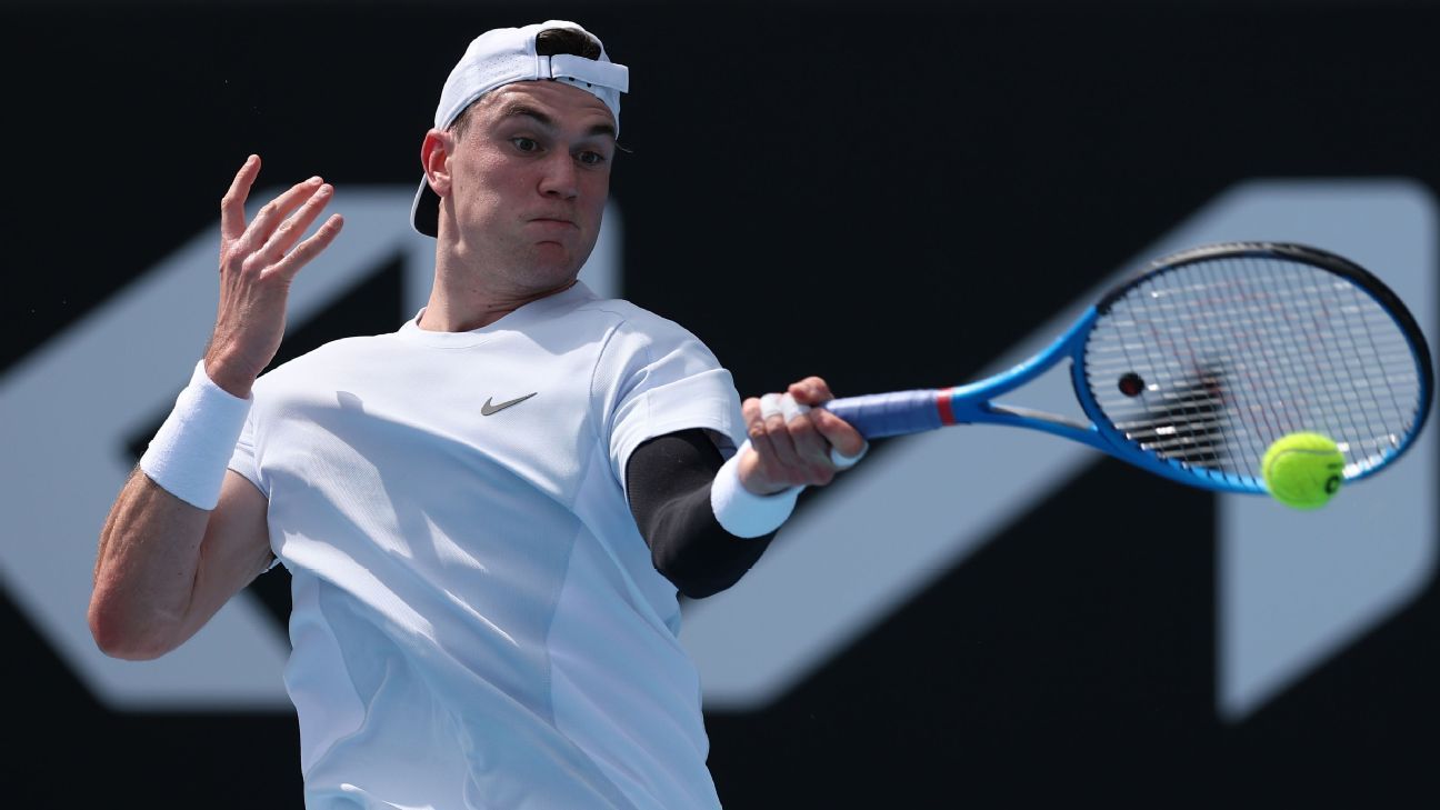 Australian Open: Jack Draper wins five-set thriller in Round 1 - ESPN