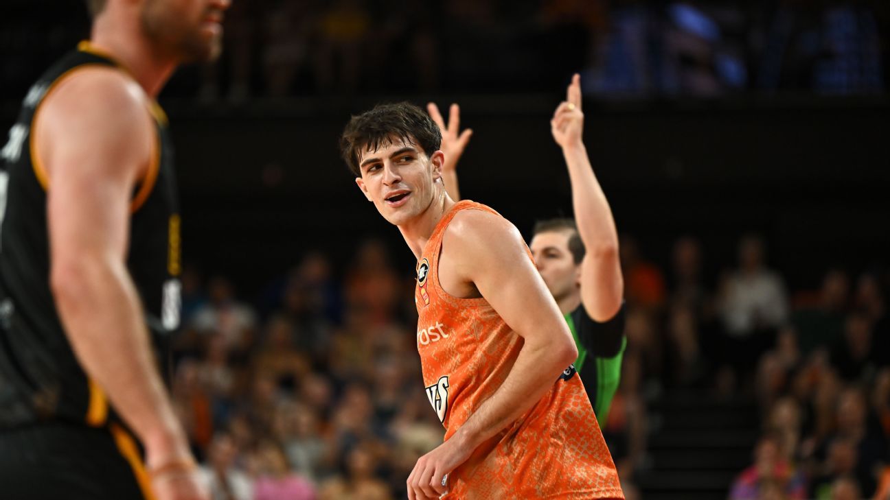 Armstrong posts triple-double as Taipans bite Bullets - ESPN