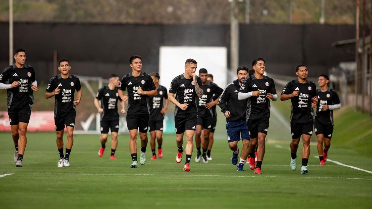 Piojo Herrera conoció por primera vez figuras de selección Costa Rica ...