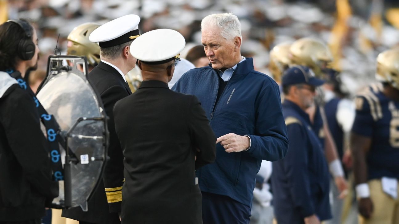 Gladchuk, Navy AD at helm through most successful era, to retire - ESPN