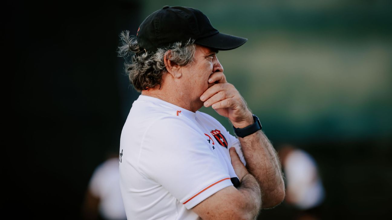 Machillo vuelve a casa: Óscar Ramírez toma el mando de Alajuelense - ESPN