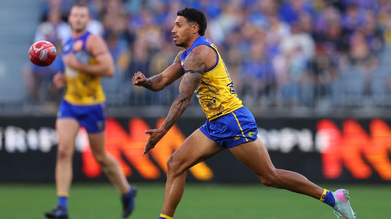 AFL: Tim Kelly signs on with Eagles until 2027 - ESPN