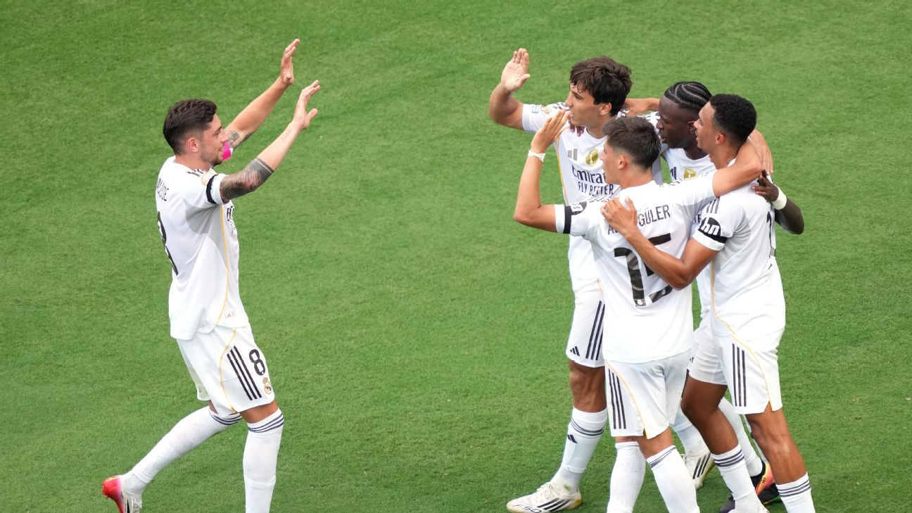 Real Madrid supera expulsão aos seis minutos de jogo, domina Pachuca e vence a primeira no ...