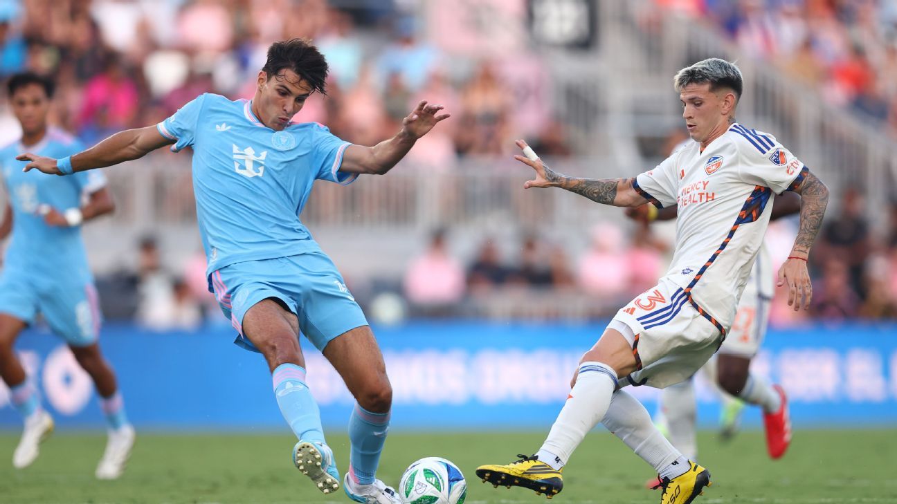 Alvaro Rodriguez debut gol eleche almeria amistoso - ESPN