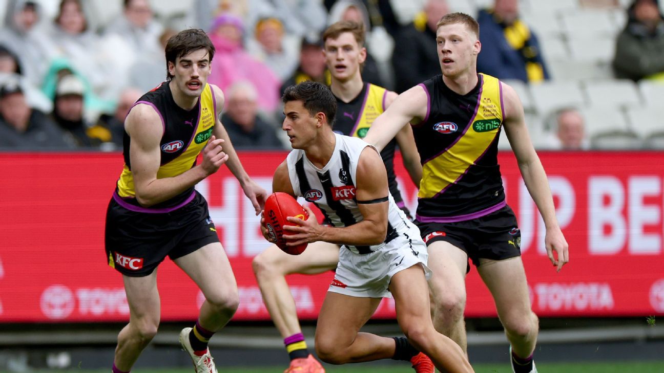 Japanese tetona this lady is a bit hard to arrange with she