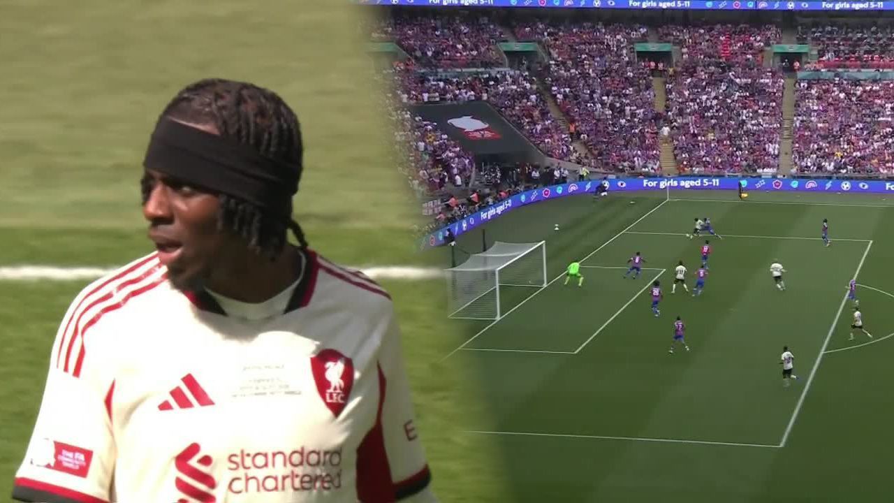Video: el increíble golazo de Frimpong en Liverpool vs Crystal Palace ...