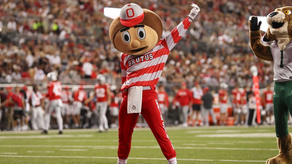 Brutus Buckeye exacts revenge on Ohio mascot in friendly competition - ESPN
