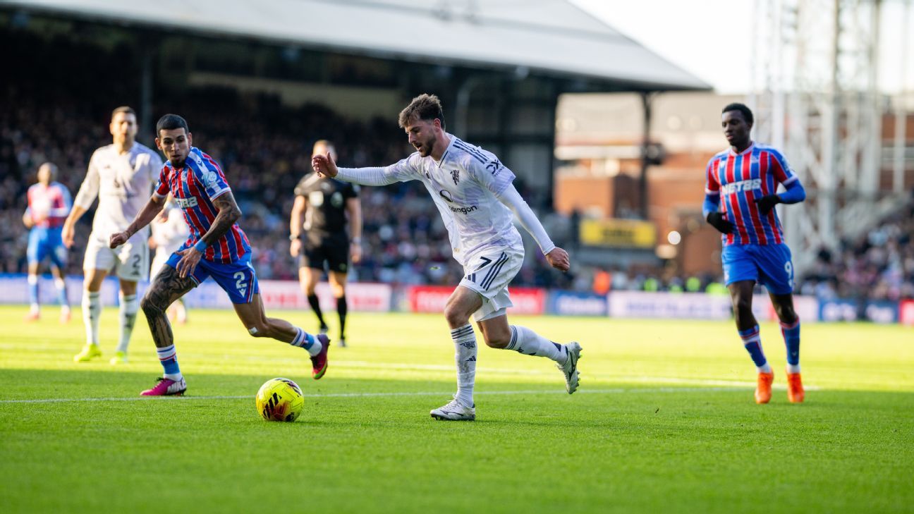 Mason Mount and Bruno Fernandes made up Man United free-kick on the ...