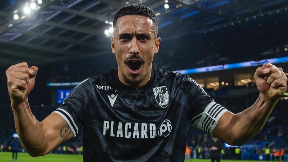 Rodrigo Abascal Campeón de la Copa de la Liga de Portugal con Vitória ...