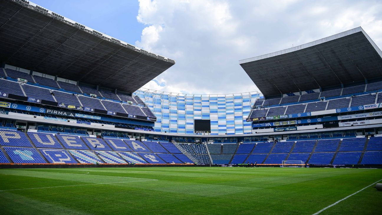 ¿Cuánto costó el cambio de cancha del Estadio Cuauhtémoc? - ESPN