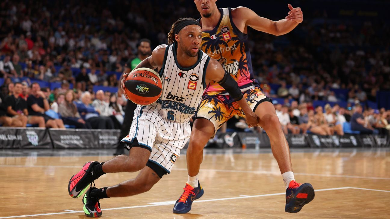 Breakers notch crucial win after Cairns coach ejected - ESPN